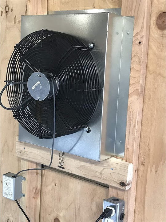 Centric Air Attic Fan: Premium 1580 CFM Attic Fan